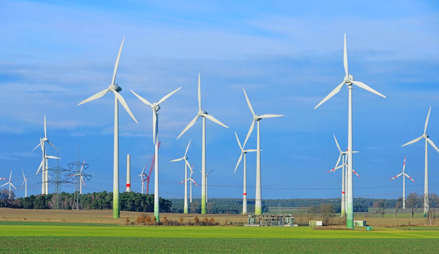 How Long Do Wind Turbines Last? Unveiling Their Lifespan and Longevity ...